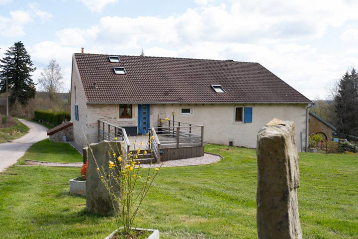 60 M² Cottage ∙ 2 Bedrooms ∙ 4 Guests - Alps