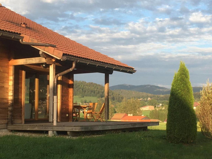 79 M² Gîte ∙ 3 Chambres ∙ 6 Personnes - Métabief