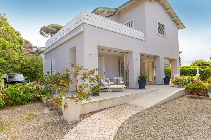 115 M² Apartment ∙ 3 Bedrooms ∙ 6 Guests - Rosignano Marittimo