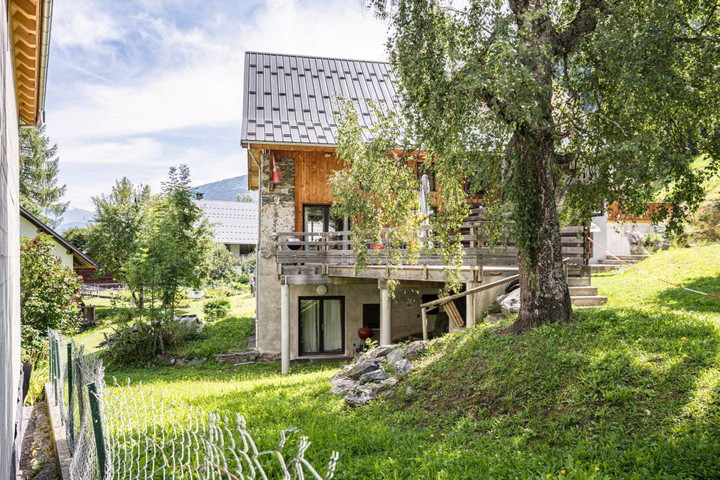 150 M² Appartement ∙ 4 Chambres ∙ 14 Personnes - Saint-Jean-de-Maurienne