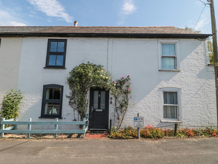 Cottage ∙ 2 Bedrooms ∙ 4 Guests - Brockenhurst