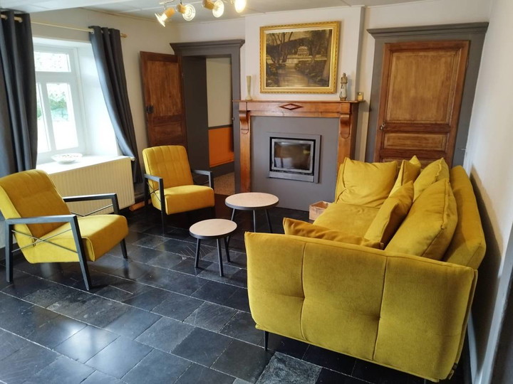 120 M² Maison De Vacances ∙ 3 Chambres ∙ 6 Personnes - Hastière