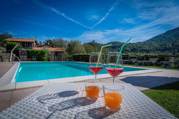 210 M² Farmhouse ∙ 7 Bedrooms ∙ 14 Guests - Abetone