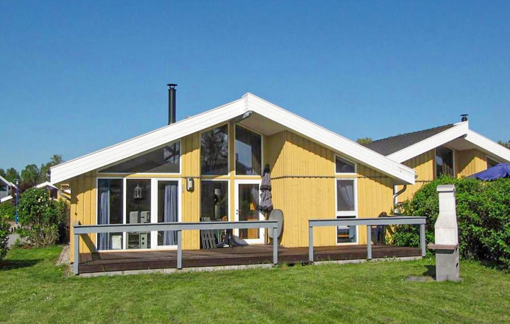 77 M² Ferienhaus ∙ 2 Schlafzimmer ∙ 4 Gäste - Müritz