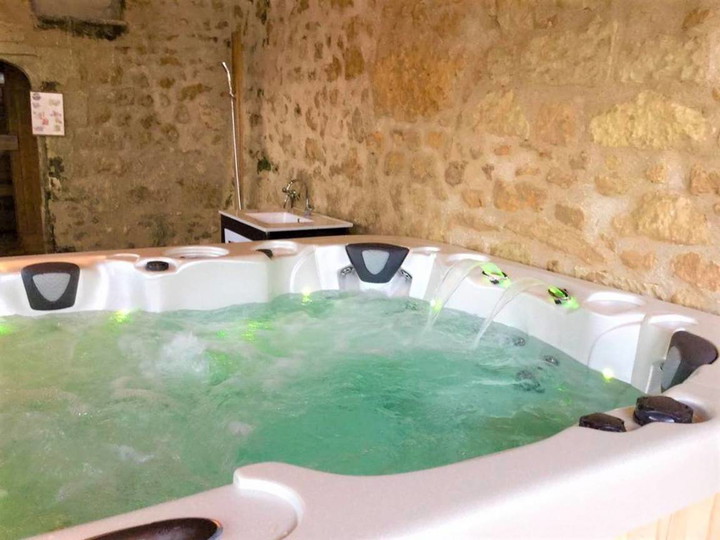 240 M² Casa Rural ∙ 5 Habitaciones ∙ 10 Huéspedes - Langeais