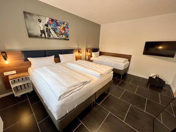 90 M² Apartment ∙ 1 Bedroom ∙ 3 Guests - Saarland