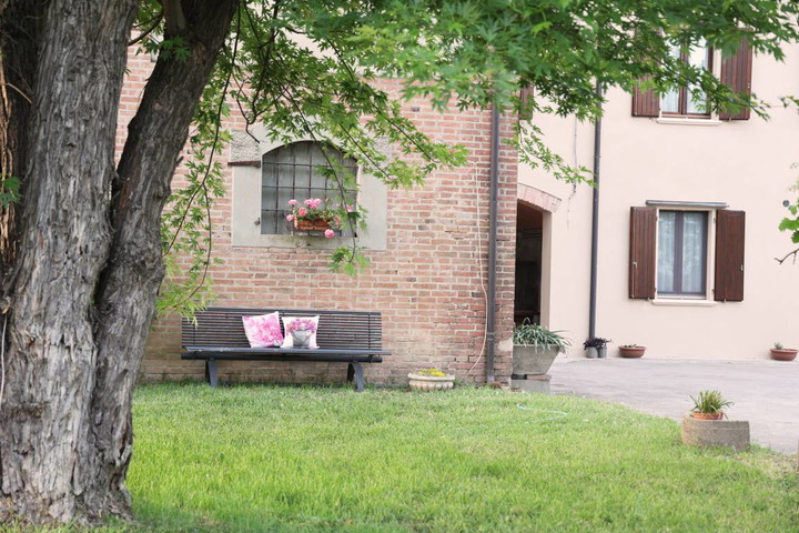 24 M² Camera Privata ∙ 1 Camera Da Letto ∙ 3 Ospiti - Fidenza