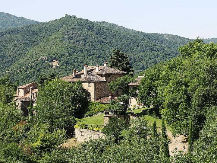 350 M² Farmhouse ∙ 1 Bedroom ∙ 16 Guests - Cortona