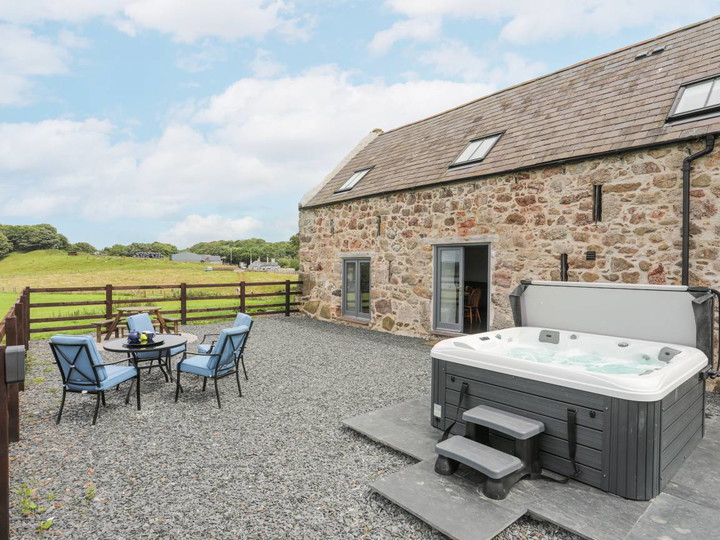 Cottage ∙ 2 Bedrooms ∙ 5 Guests - Bangor