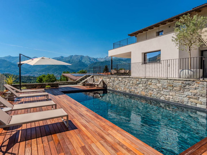 400 M² Maison De Vacances ∙ 4 Chambres ∙ 8 Personnes - Bellano