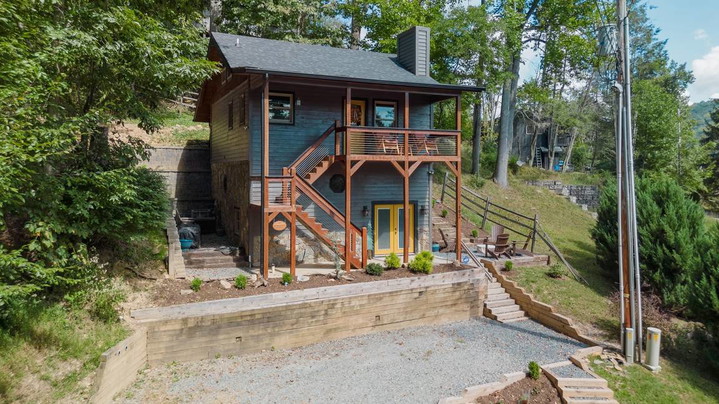 115 M² House ∙ 2 Bedrooms ∙ 8 Guests - Banner Elk, NC