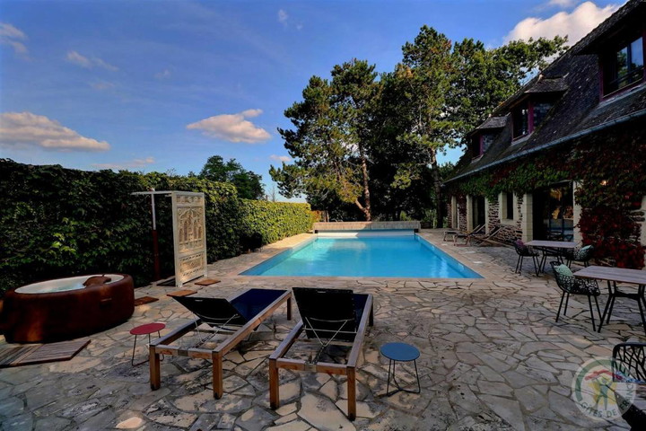 180 M² Gîte ∙ 3 Chambres ∙ 6 Personnes - Bruz