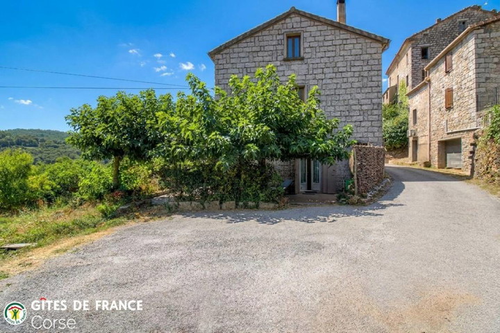 47 M² Gîte ∙ 2 Chambres ∙ 4 Personnes - Corse-du-Sud