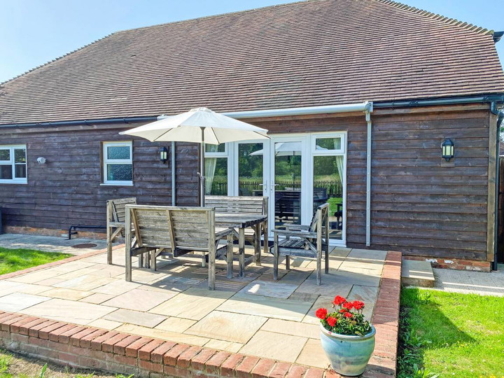 Cottage ∙ 2 Bedrooms ∙ 4 Guests - Tenterden