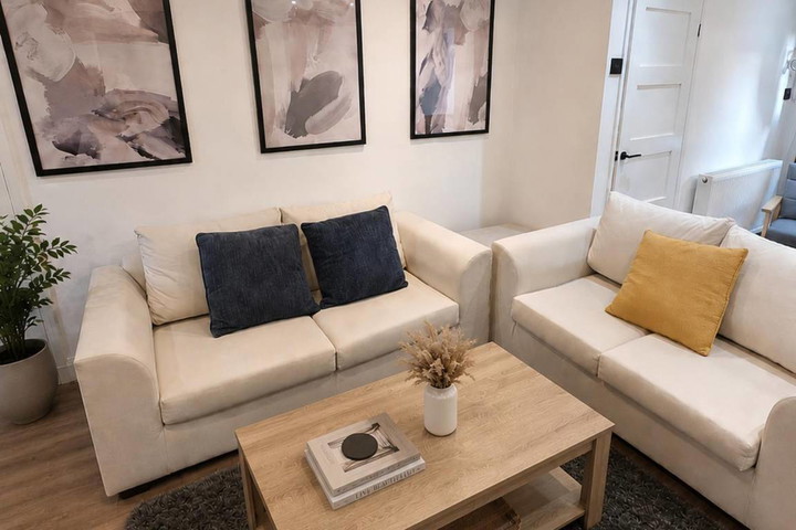120 M² House ∙ 3 Bedrooms ∙ 5 Guests - Chester