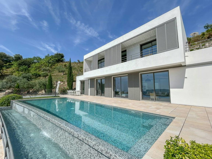 House ∙ 4 Bedrooms ∙ 8 Guests - Menton