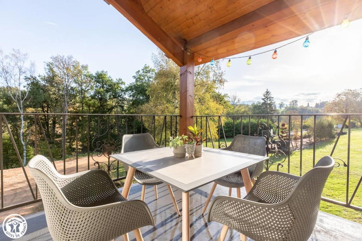 80 M² Gîte ∙ 3 Chambres ∙ 6 Personnes - Puy-de-Dôme