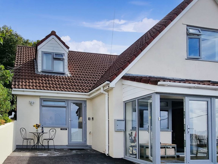 Cottage ∙ 1 Bedroom ∙ 2 Guests - Clevedon, UK