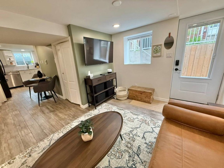 70 M² Apartamento ∙ 2 Habitaciones ∙ 4 Huéspedes - Ontario