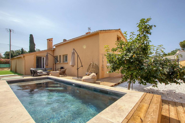 135 M² Maison De Vacances ∙ 4 Chambres ∙ 8 Personnes - La Seyne-sur-Mer