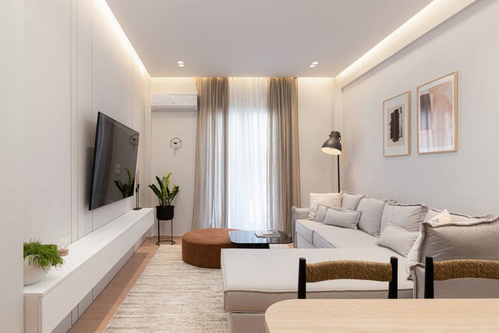 Villa ∙ 2 Bedrooms ∙ 6 Guests - Athens