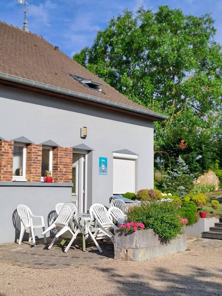 200 M² Gîte ∙ 5 Bedrooms ∙ 10 Guests - Marne