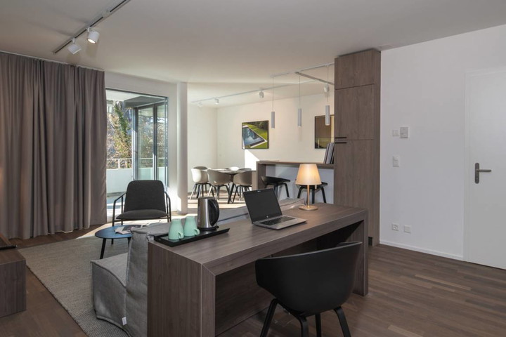 82 M² Apartment ∙ 2 Bedrooms ∙ 5 Guests - Lausanne