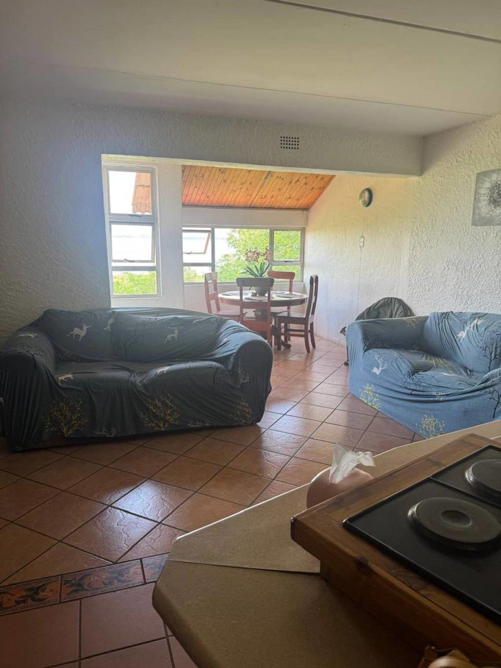 160 M² Apartment ∙ 2 Bedrooms ∙ 5 Guests - Deneysville