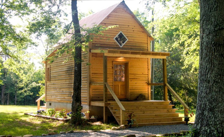 House ∙ 1 Bedroom ∙ 2 Guests - South Boston, VA