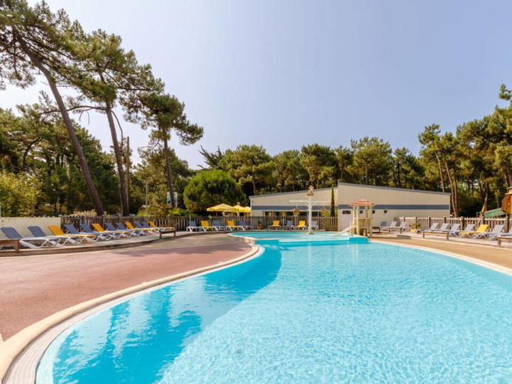 35 M² Teltta ∙ 2 Makuuhuonetta ∙ 5 Vierasta - Brem-sur-Mer