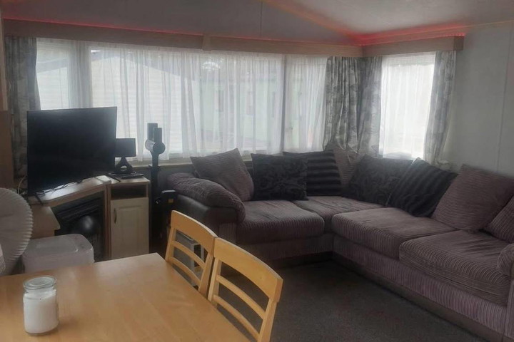 40 M² House ∙ 4 Bedrooms ∙ 8 Guests - Clacton-on-Sea