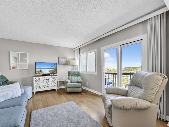 91 M² Condo ∙ 2 Bedrooms ∙ 4 Guests - Seacrest, FL