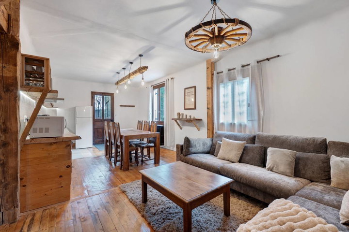 80 M² Apartment ∙ 3 Bedrooms ∙ 6 Guests - Albertville
