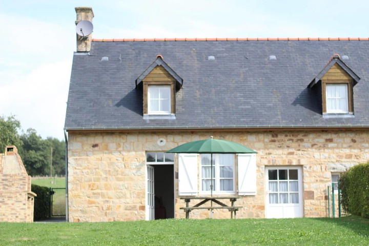 50 M² Gîte ∙ 3 Chambres ∙ 5 Personnes - Domfront