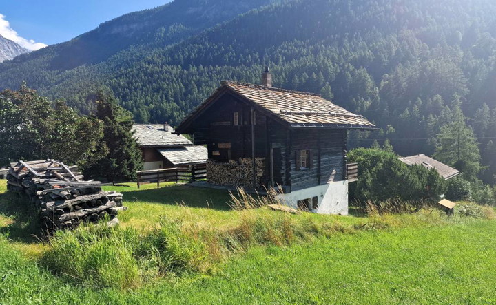 80 M² Chalet ∙ 3 Bedrooms ∙ 6 Guests - Grimentz