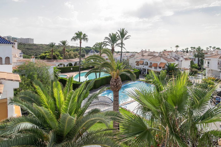 90 M² Maison De Vacances ∙ 4 Chambres ∙ 8 Personnes - Alicante