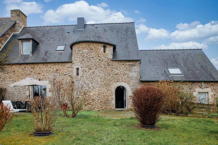 130 M² Maison De Vacances ∙ 3 Chambres ∙ 6 Personnes - Dinan