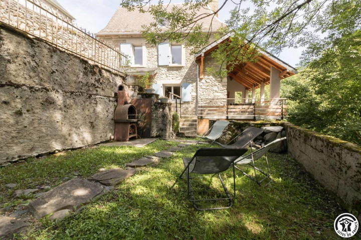100 M² Gîte ∙ 4 Bedrooms ∙ 9 Guests - Bagnères-de-Luchon
