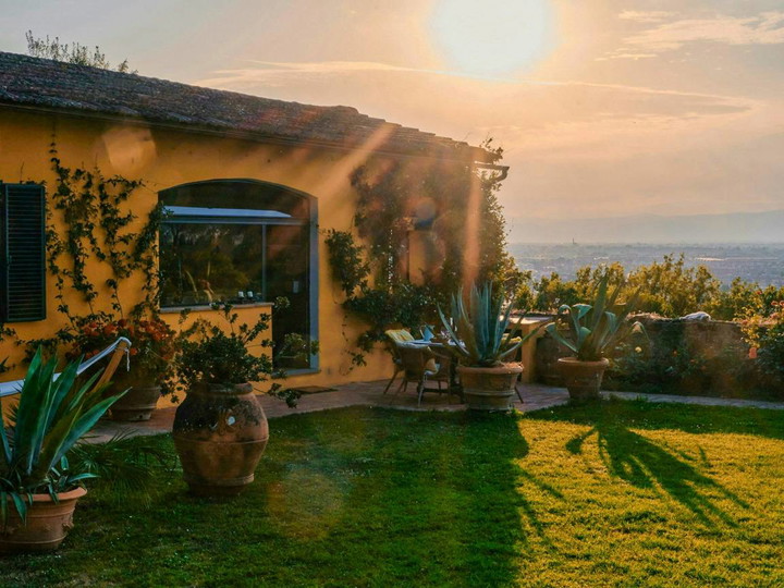 60 M² Huis ∙ 1 Slaapkamer ∙ 3 Gasten - Prato