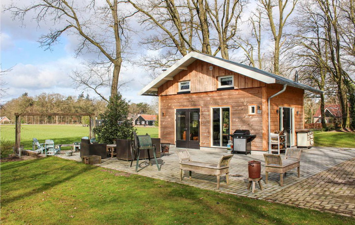 60 M² House ∙ 2 Bedrooms ∙ 4 Guests - Borne