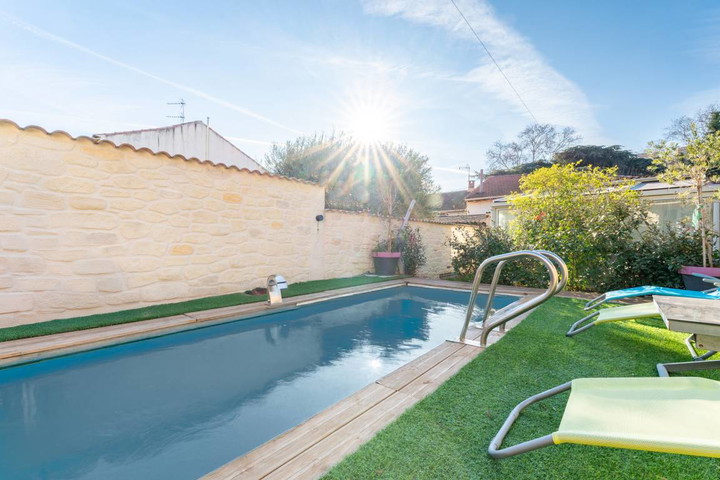 32 M² Huis ∙ 1 Slaapkamer ∙ 4 Gasten - Gard