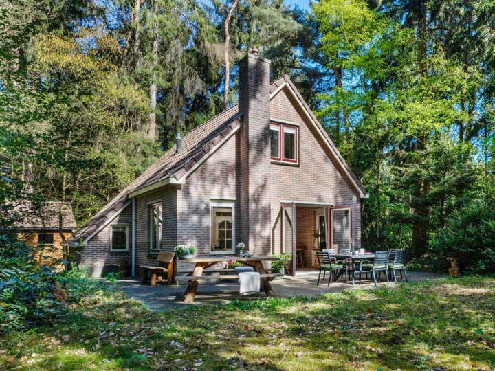 70 M² House ∙ 3 Bedrooms ∙ 5 Guests - Assen