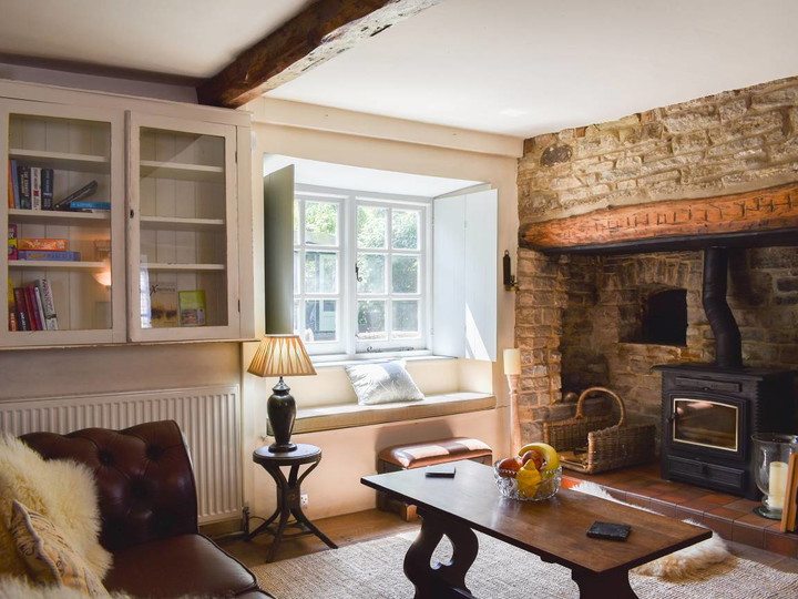 Cottage ∙ 3 Bedrooms ∙ 6 Guests - Swanage