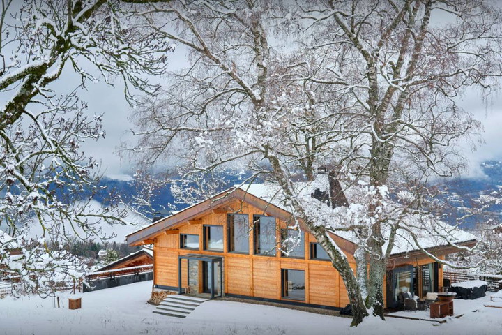 306 M² Chalet ∙ 5 Chambres ∙ 12 Personnes - Cordon