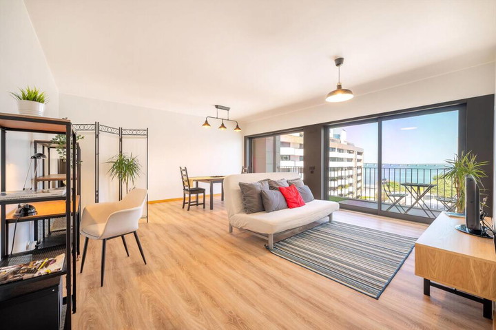 110 M² Apartamento ∙ 3 Habitaciones ∙ 4 Huéspedes - Póvoa de Santa Iria