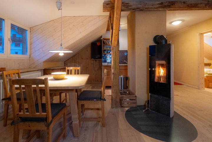 56 M² Ferienwohnung ∙ 3 Schlafzimmer ∙ 4 Gäste - Zams
