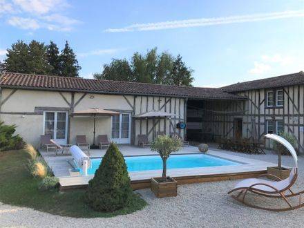 350 M² Gîte ∙ 5 Chambres ∙ 15 Personnes - Marne