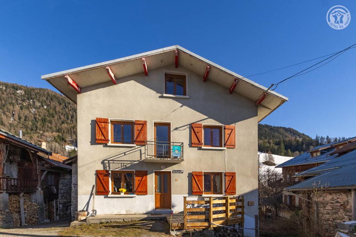 91 M² Gîte ∙ 3 Habitaciones ∙ 8 Huéspedes - Moûtiers