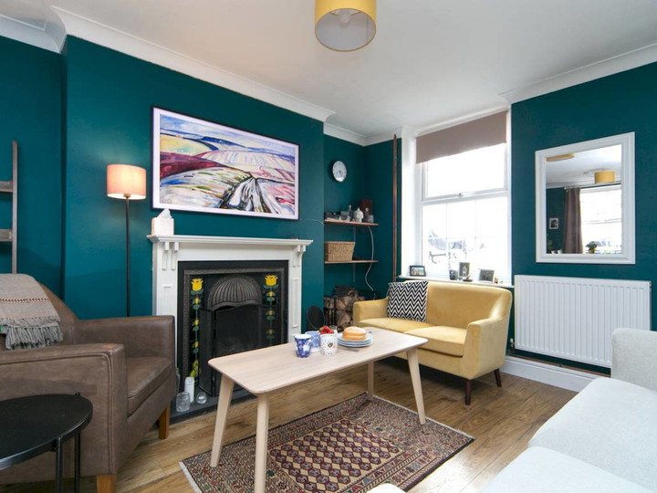 93 M² House ∙ 2 Bedrooms ∙ 4 Guests - Llanberis