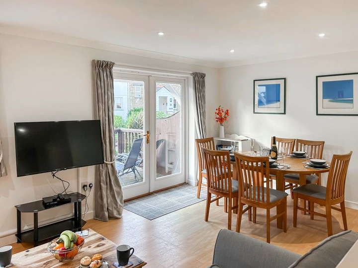 Cottage ∙ 3 Bedrooms ∙ 4 Guests - Falmouth